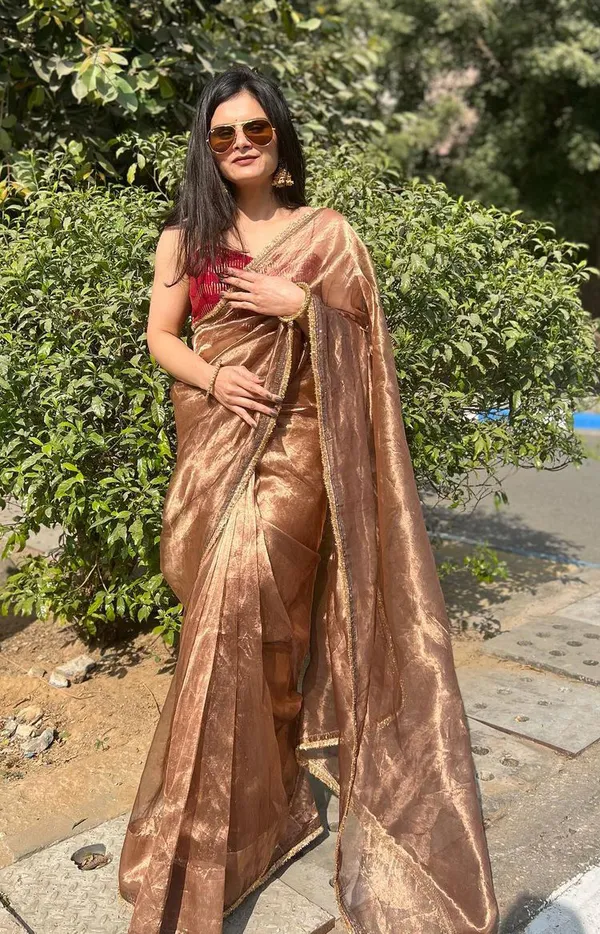 Mekron Zimmy Choo Silk Fancy Lace Saree with Blouse Price in India ...
