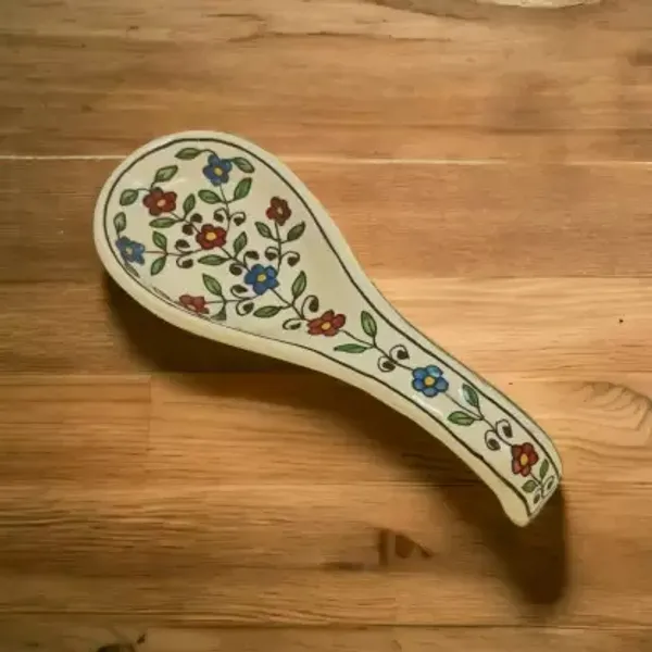 AAINA Floral Leafy Motif Ceramic Spoon Rest - Ceramic Spoon Holder ...
